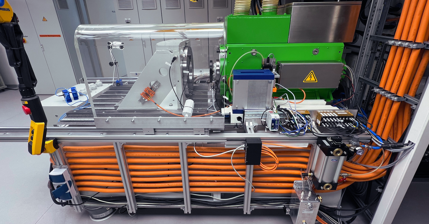 eMoSys sets the course for growth with CIM Database Cloud | CONTACT ...